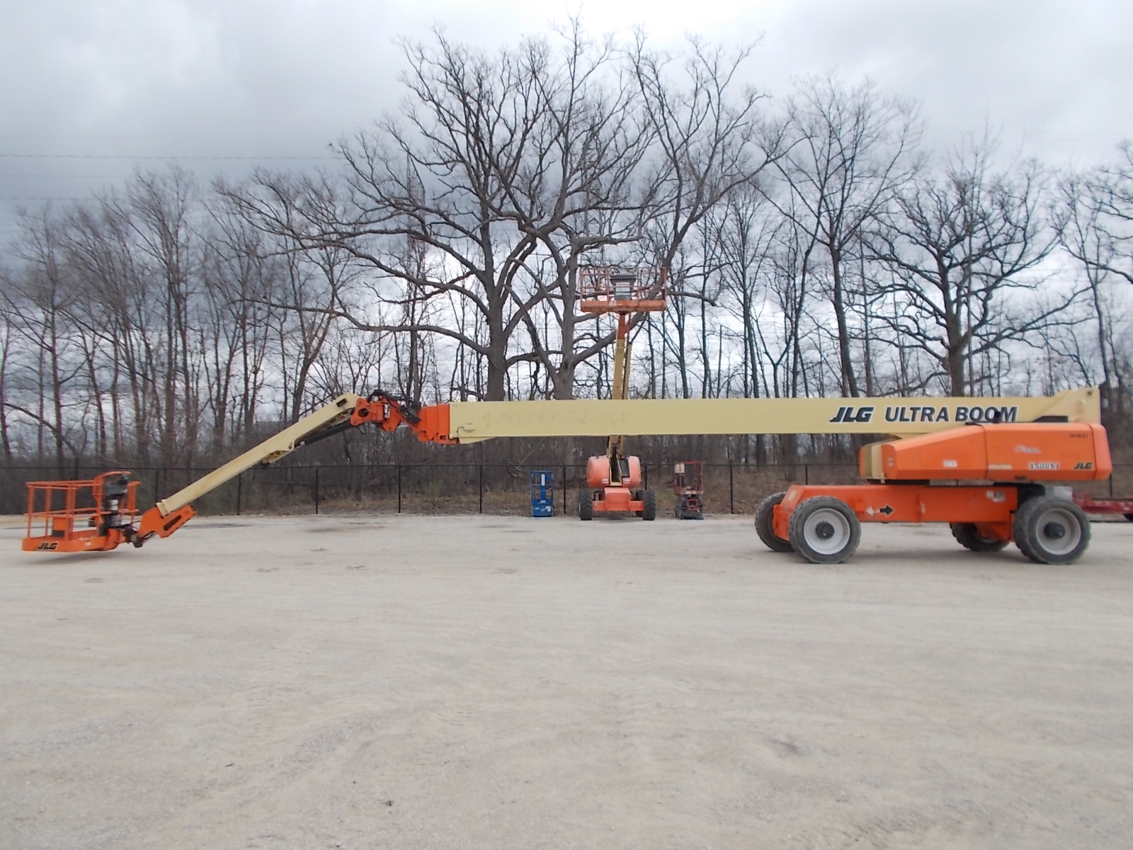 2011 JLG 1500SJ